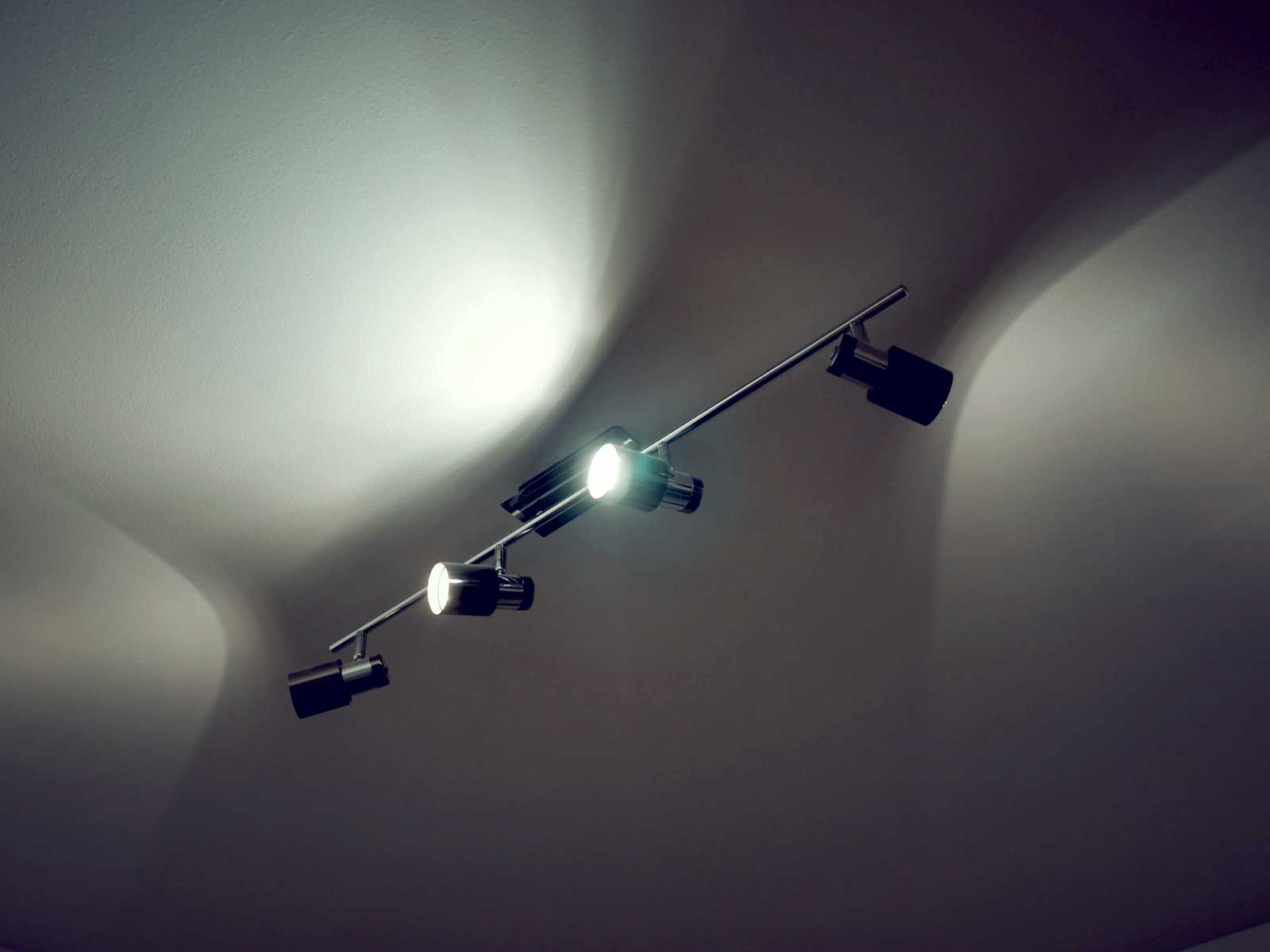 Using Ambient Lighting to Create Atmosphere - dramadice.com